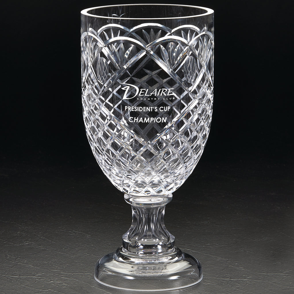 MADALLION FOOTED VASE